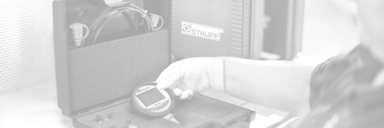 Pressure Test Kits with Analogue Pressure Gauges | STAUFF