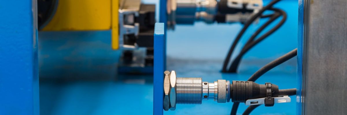 Sensor clamps from STAUFF: Sensor mounting according to DIN 3015 | STAUFF